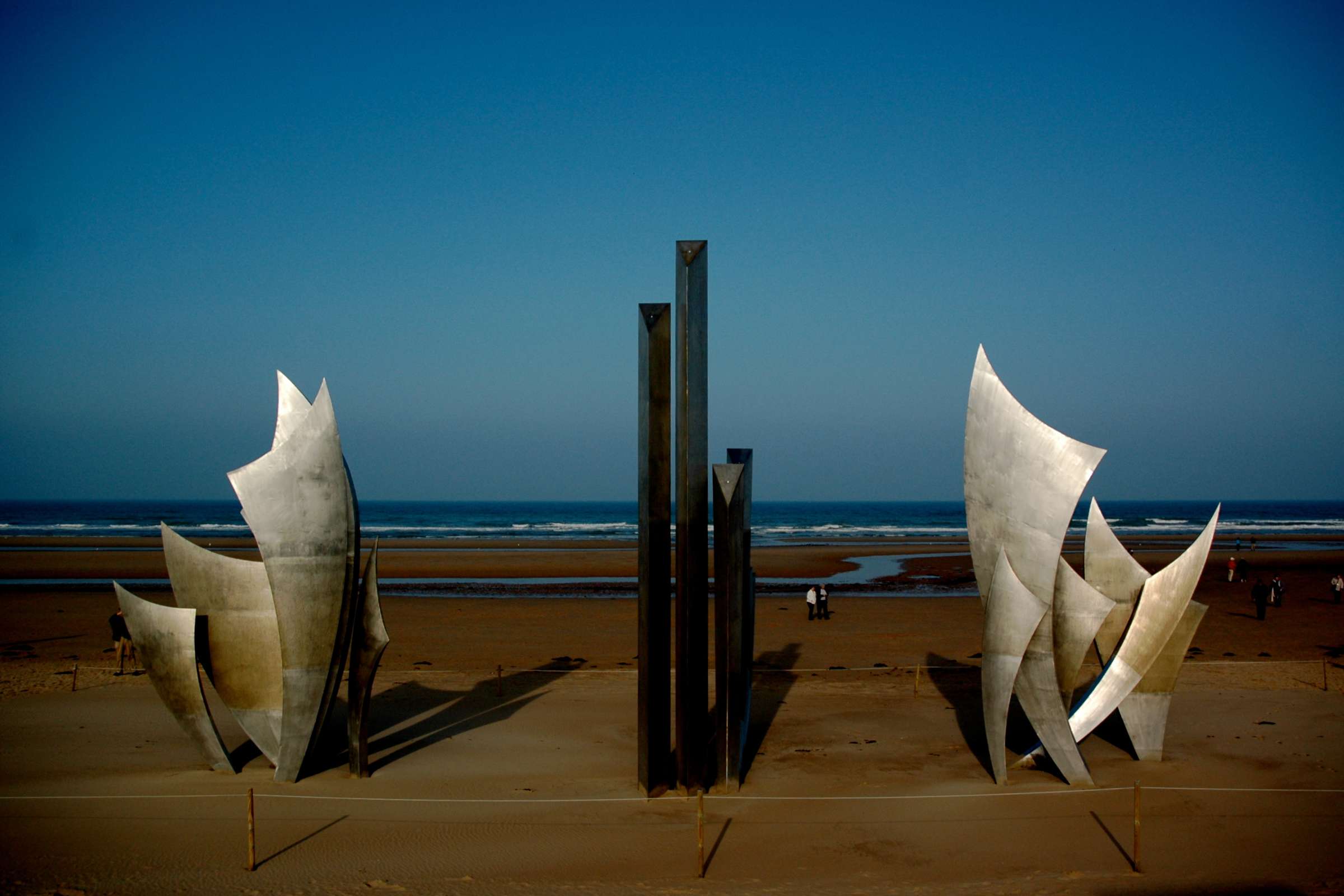 Beaches of Normandy D-Day Tour from Bayeux