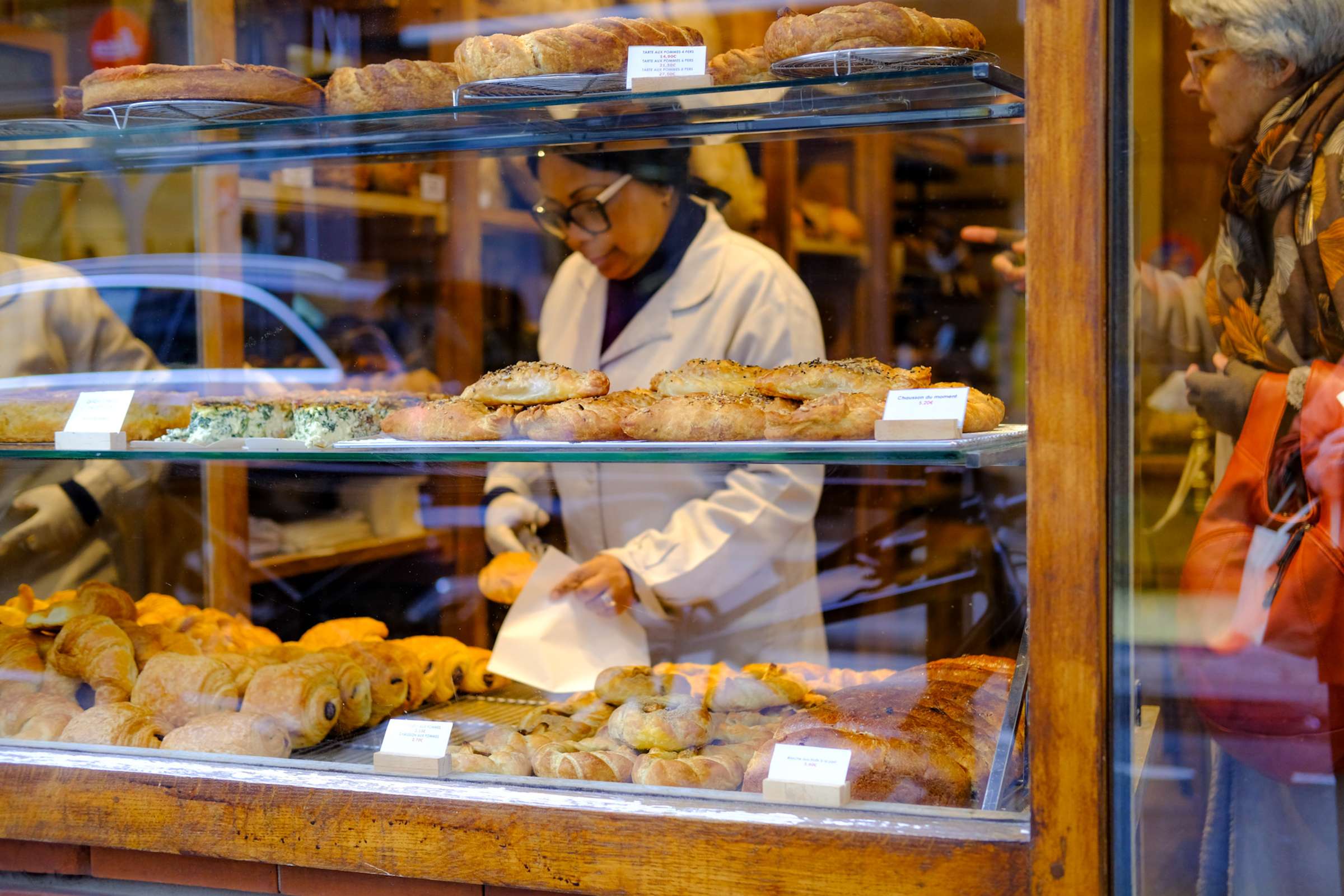 Best Paris Food Tour: Baguette to Bistro