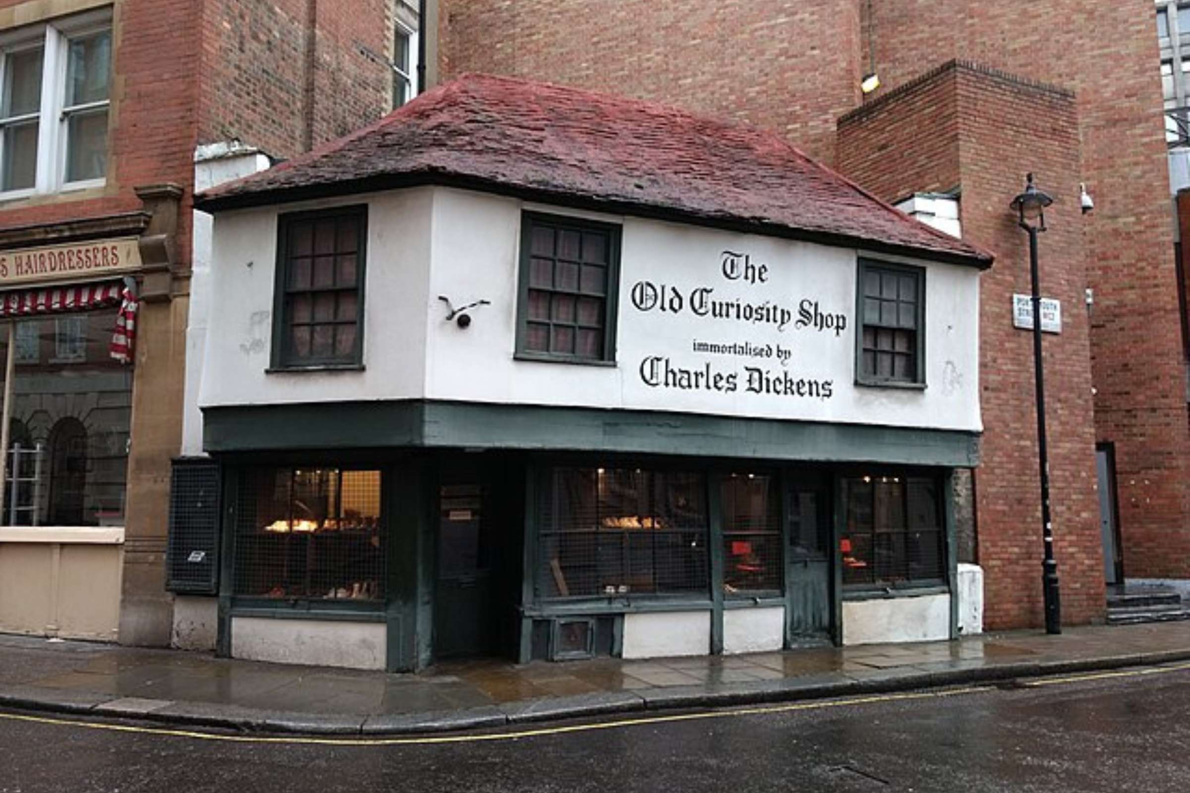 Charles Dickens London Literary Tour | Context Travel Audio Tours