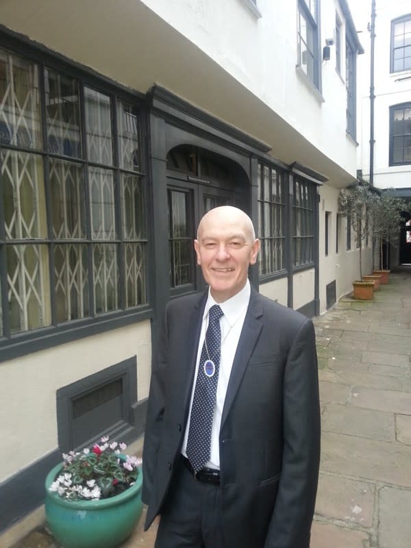 Ian G | London - Context Travel