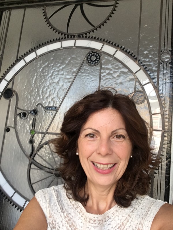 Laura E | Rome | Art Historian