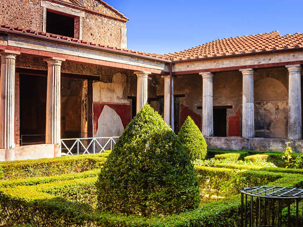 12 Surprising Pompeii Facts You Need To Know