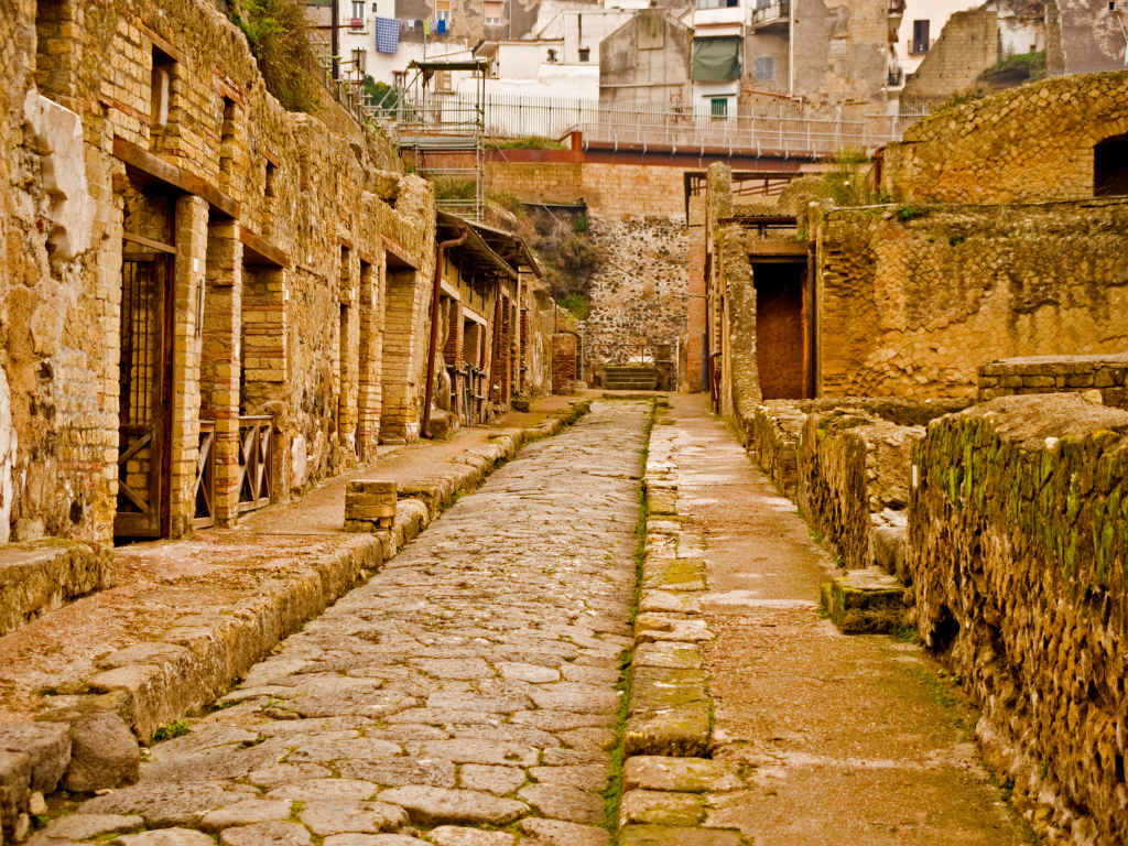 12 Surprising Pompeii Facts You Need To Know